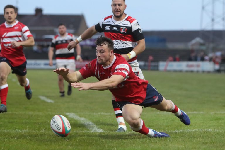 Massive Play-Off Win – LLANELLI RFC